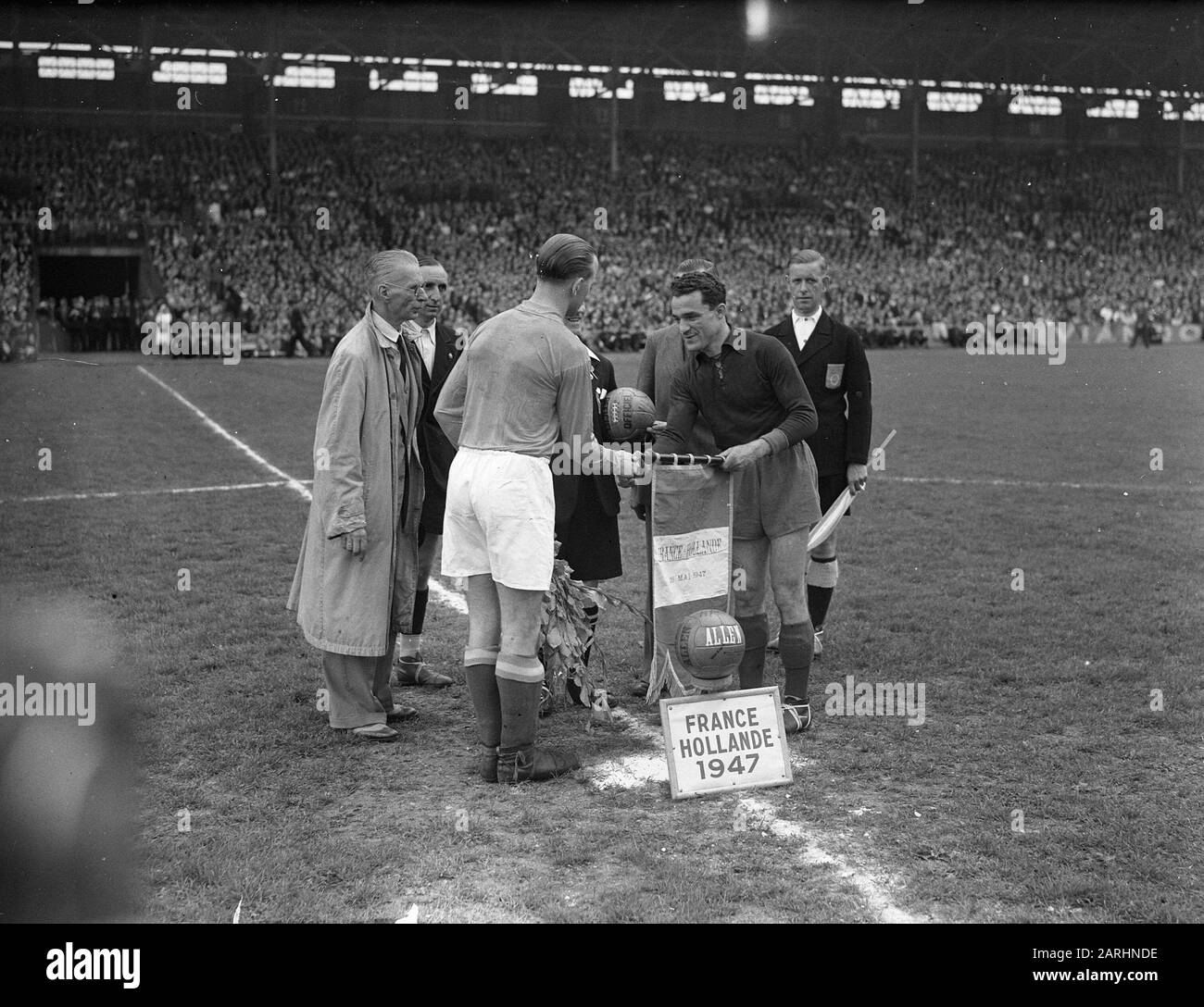 Captains henk van der linden hi-res stock photography and images - Alamy