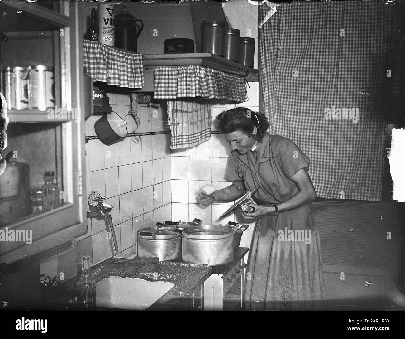 Australia home kitchen Black and White Stock Photos & Images - Alamy