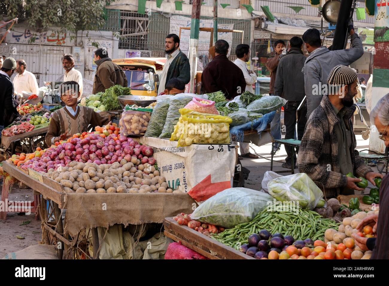 Vegetable market stall pakistan hi-res stock photography and images - Alamy