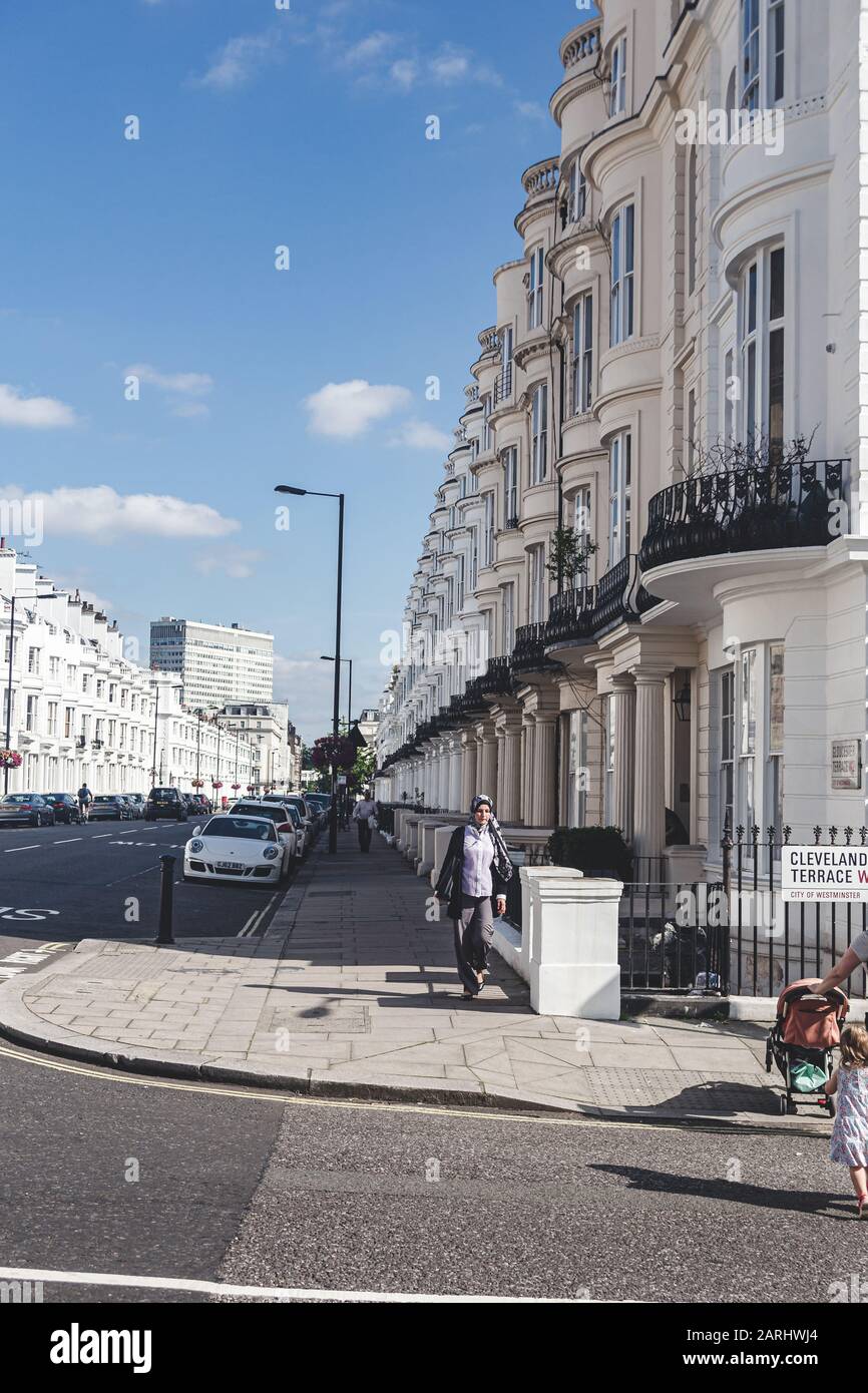London/UK - 22/07/19: Regency white painted stucco terraced townhouses ...