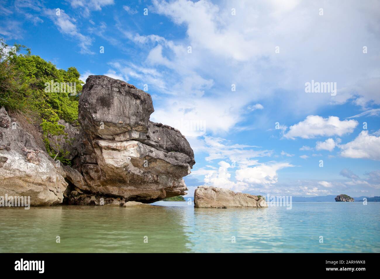 Rocks by the sea on Caramoan Island, Philippines, Asia. Beautiful ...