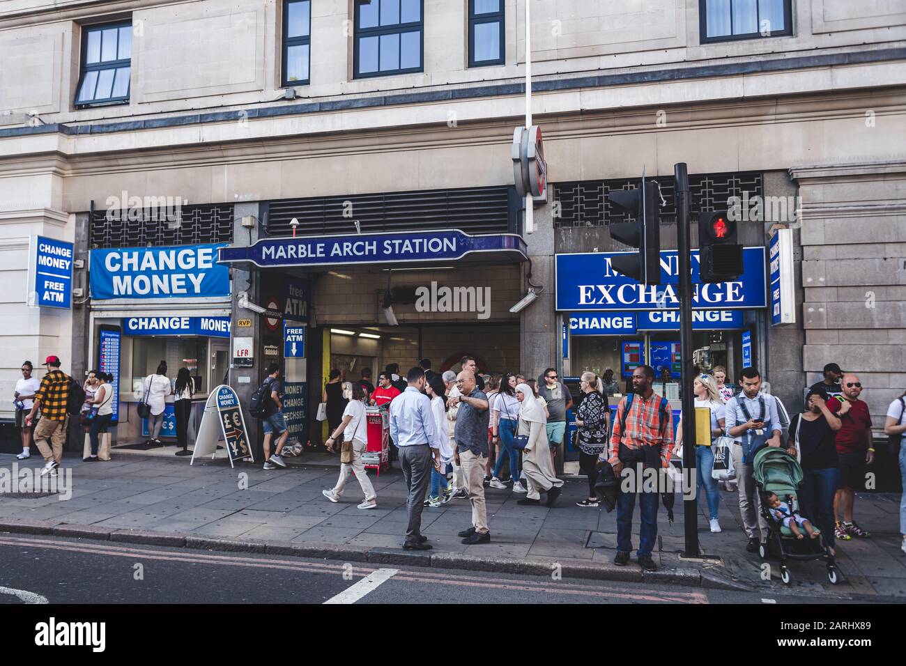 Marble arch subway hi-res stock photography and images - Alamy