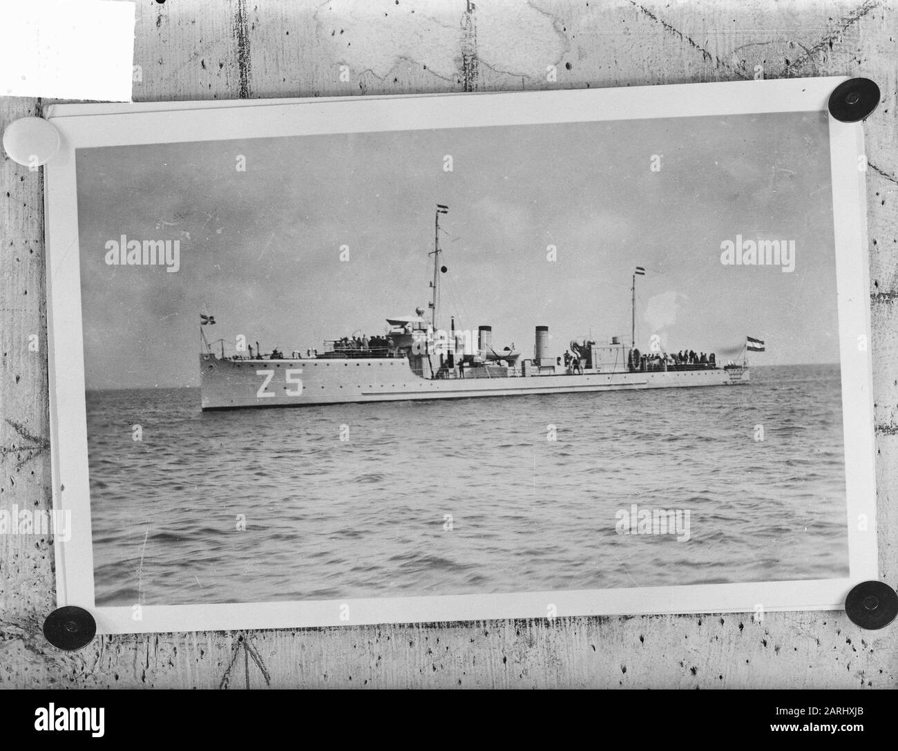 10 artistic expression Black and White Stock Photos & Images - Alamy