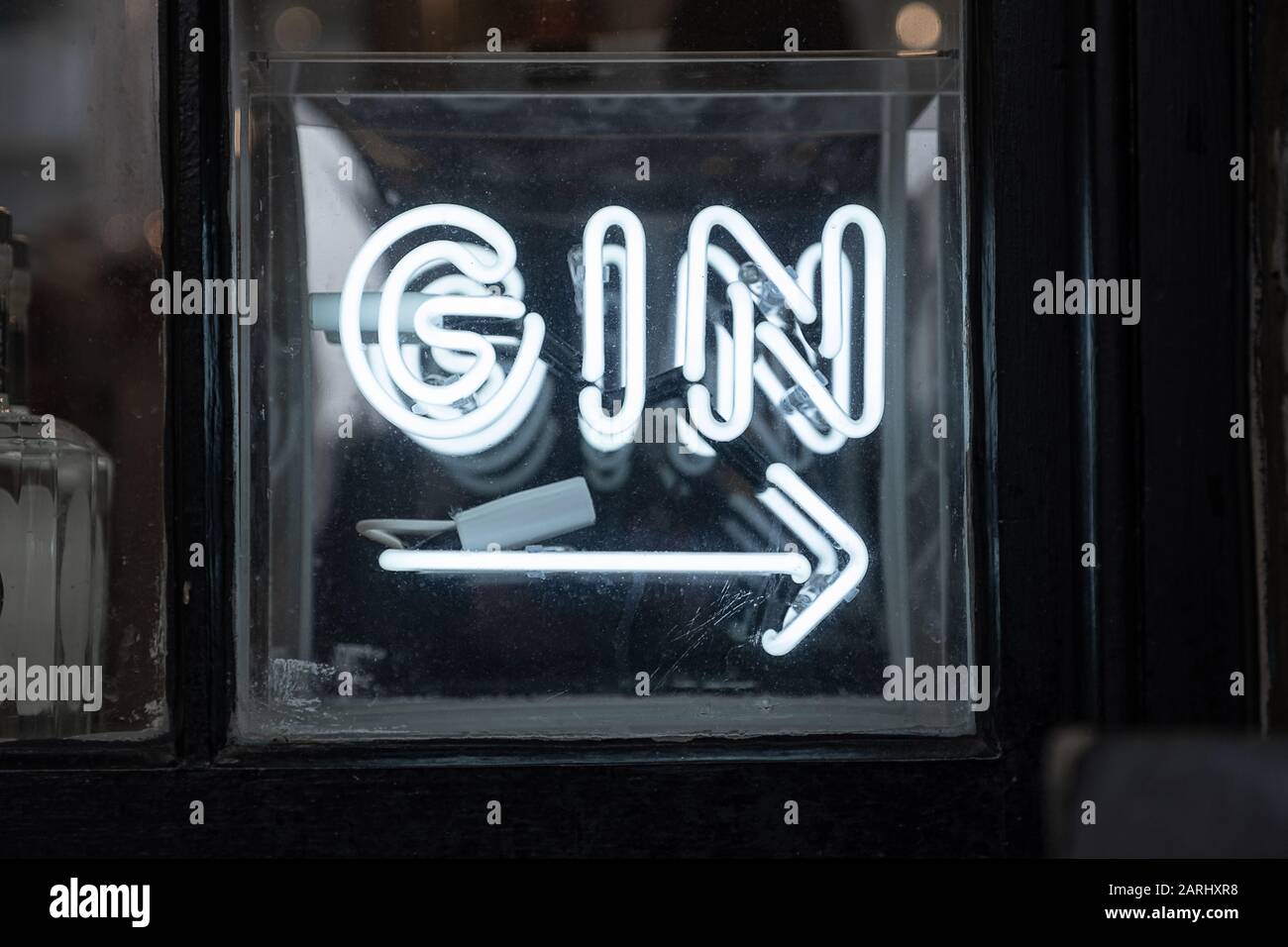 "Gin" neon sign in the window Stock Photo - Alamy