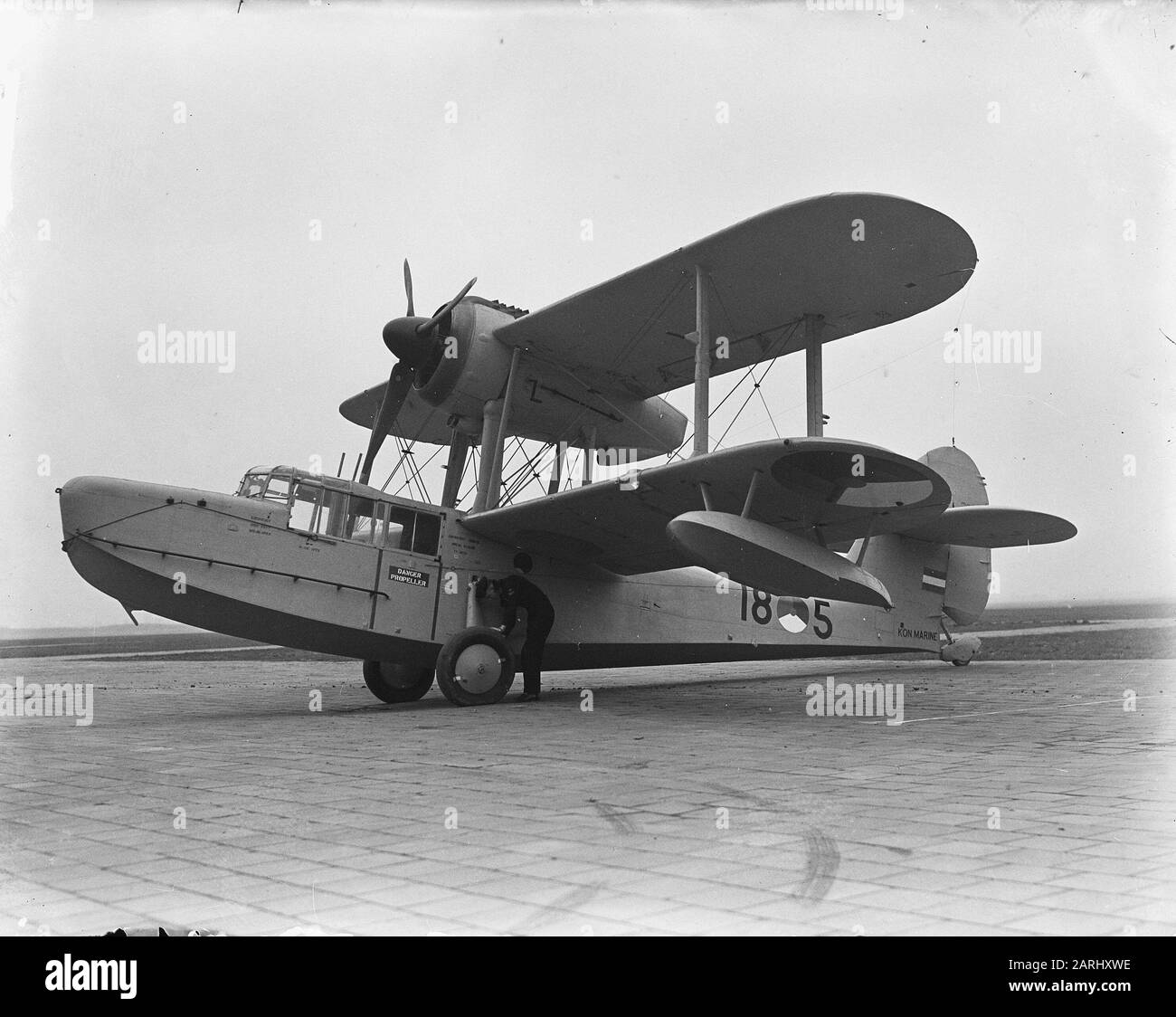 Seaotter rescue plane for the Navy Date: March 23, 1950 Keywords: navy ...