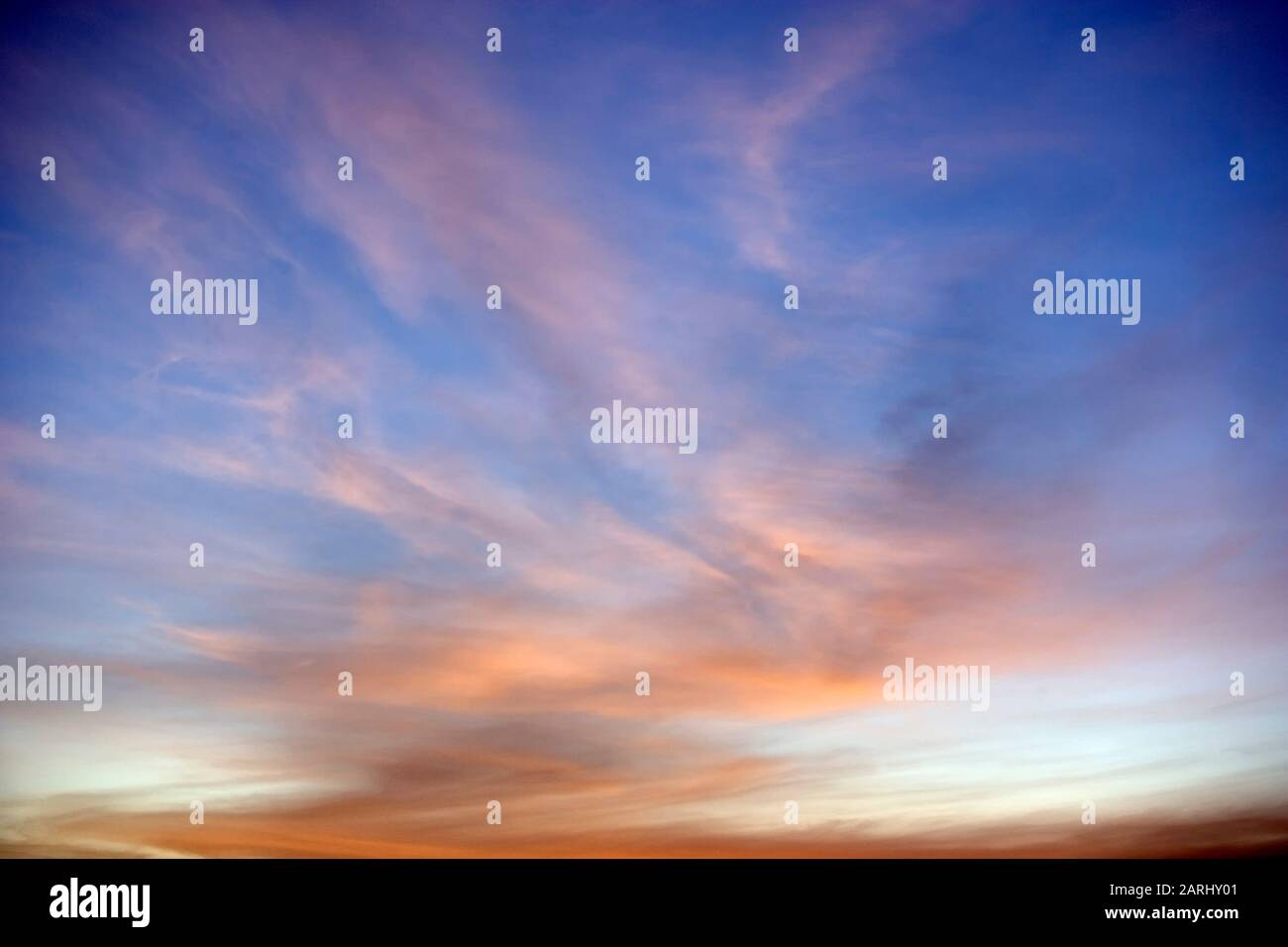 Atmospheric colorful sunset sky hi-res stock photography and images - Alamy