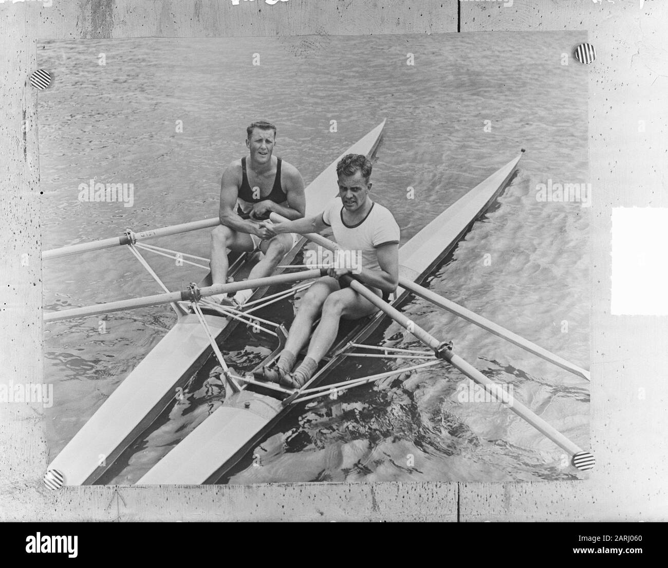 Tim Neumeier (2) en Luly in Henley Date: July 7, 1950 Keywords: rowing ...