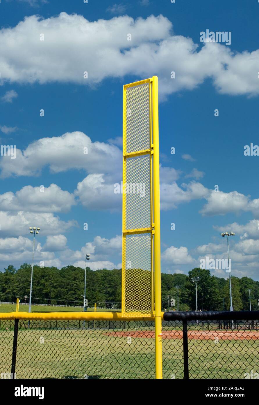 Pole marker hi-res stock photography and images - Alamy