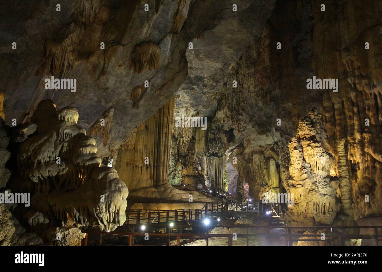 Huge Cave in Vietnam full of stalagmites and stalactites Stock Photo ...