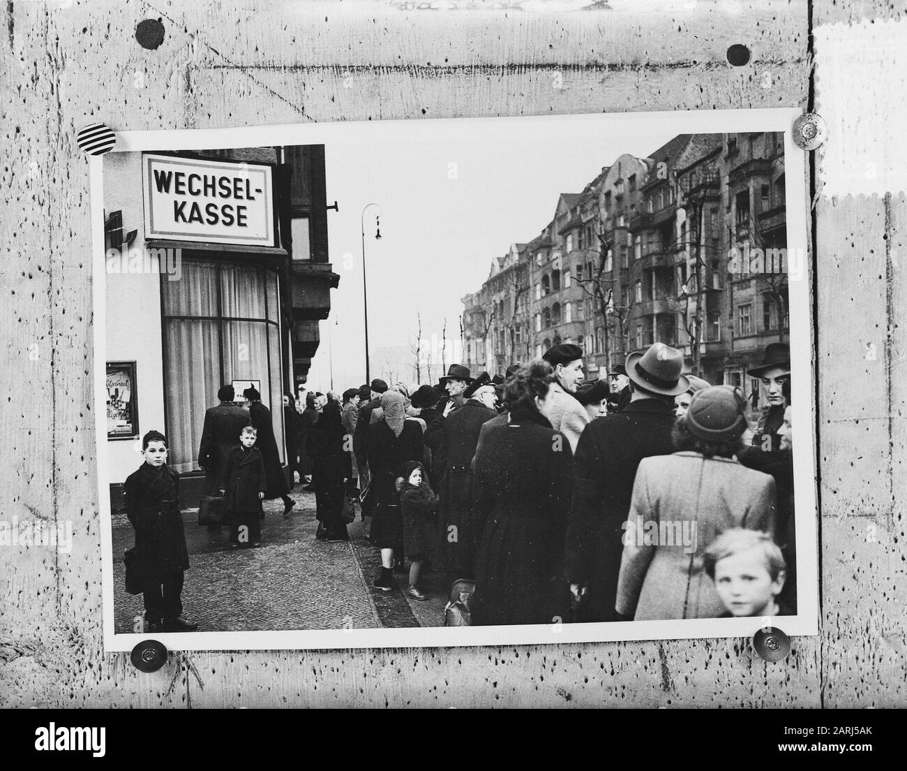 1950s berlin buildings hi-res stock photography and images - Alamy