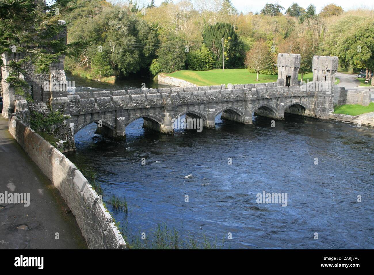 Castle moat in Ireland Stock Photo - Alamy