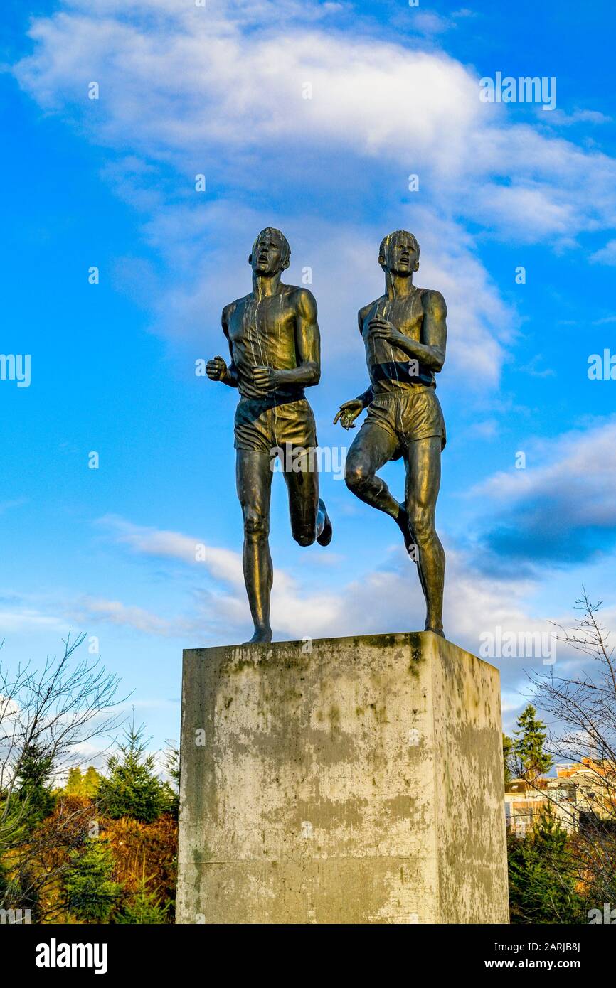 1954 roger bannister john landy hi-res stock photography and images - Alamy 1954 roger bannister john landy hi-res stock photography and images - Alamy