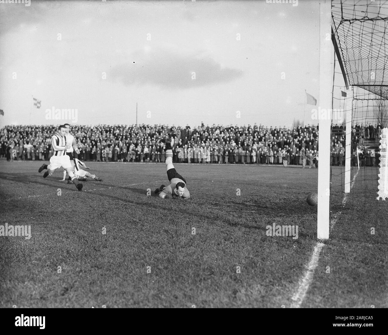 Soccer willem ii Black and White Stock Photos & Images - Alamy