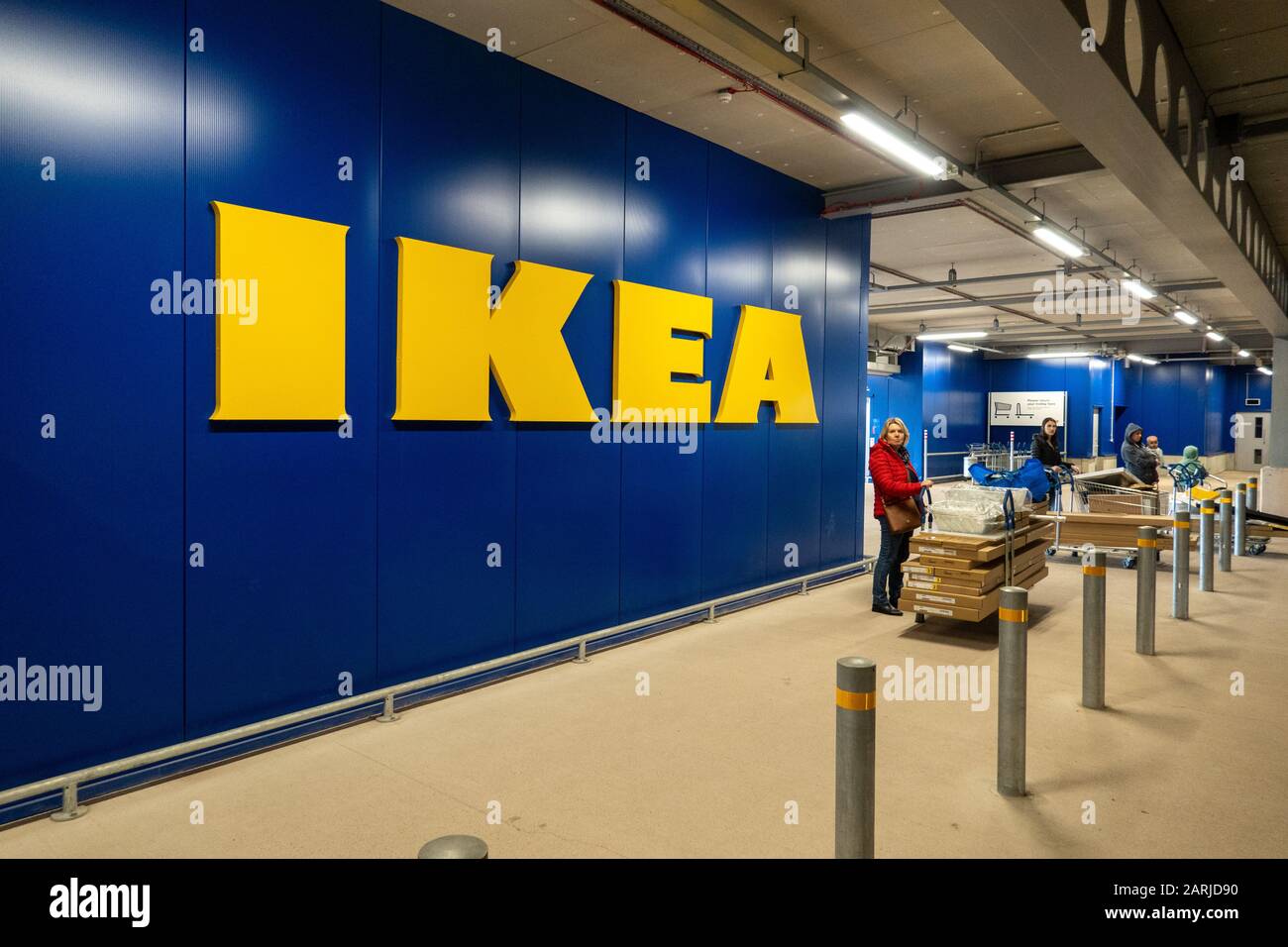 Shoppers waiting for collection at Ikea Store, Exeter, UK Stock Photo ...