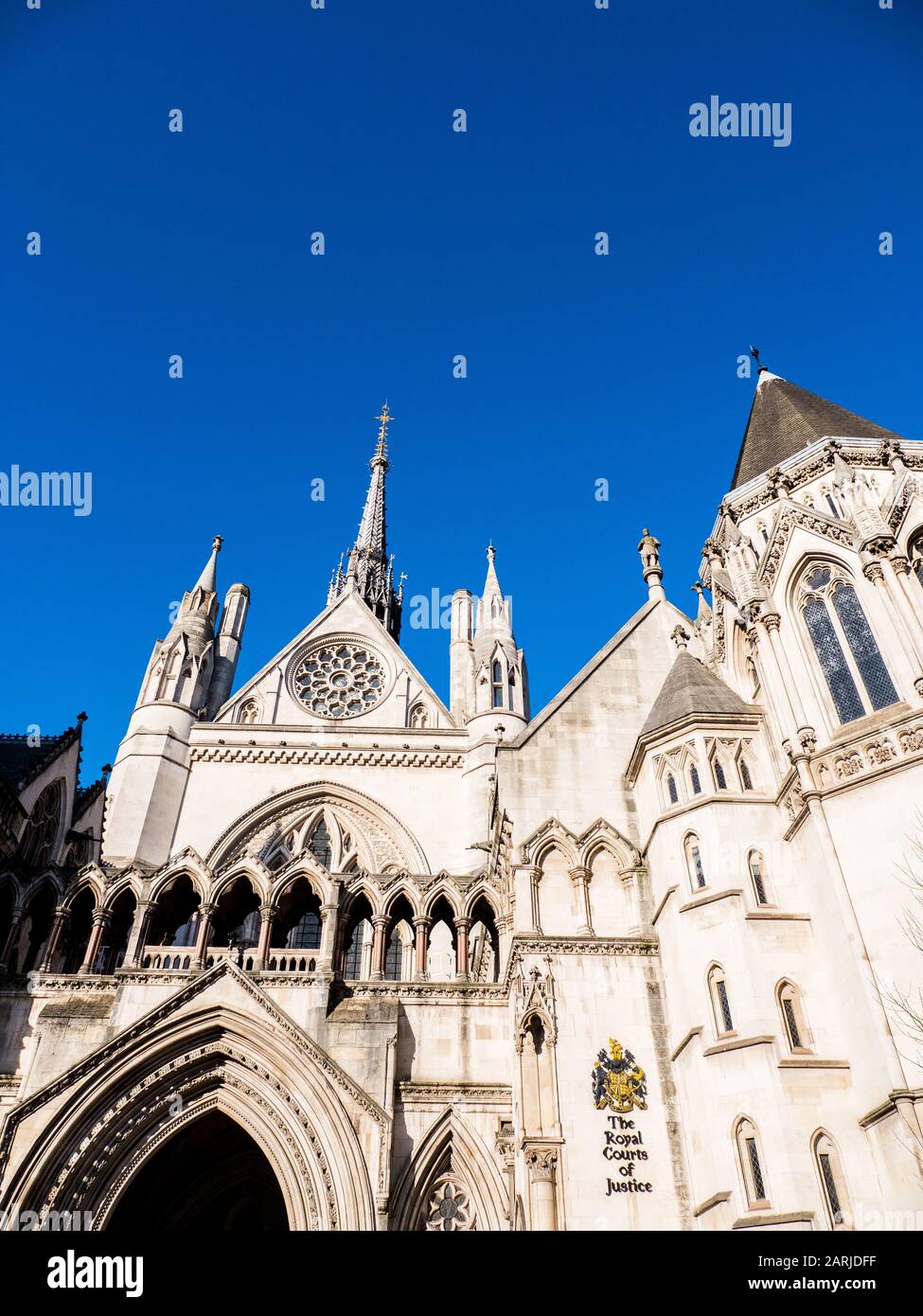 Royal court westminster hi-res stock photography and images - Alamy