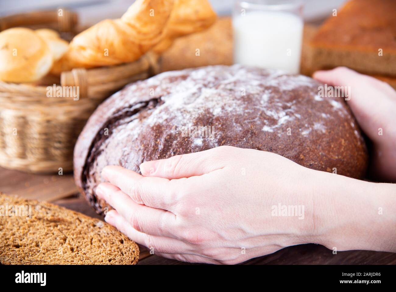 Brown hands making bread hi-res stock photography and images - Alamy