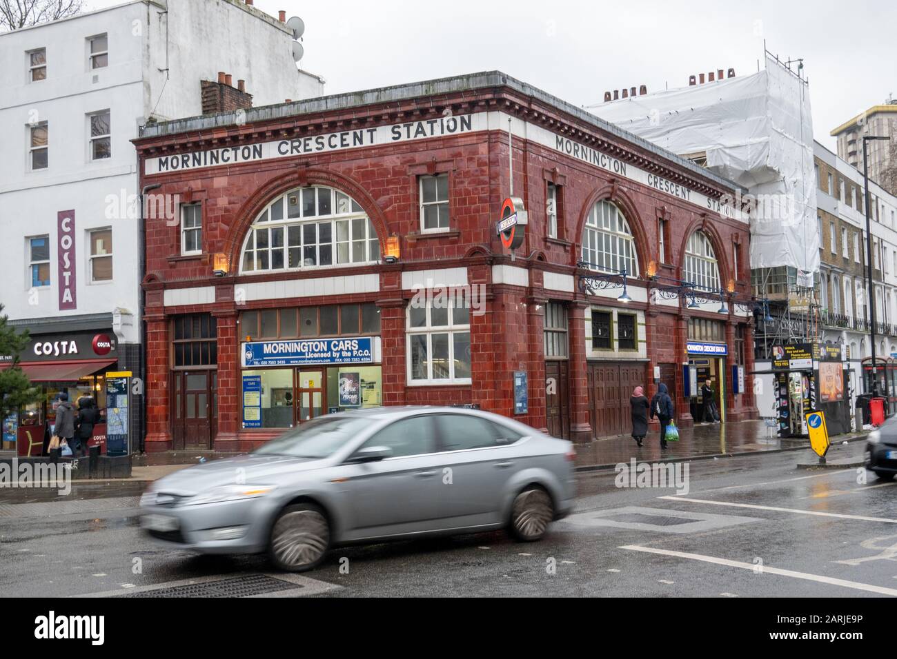Mornington Cresent Underground station, London, UK Stock Photo - Alamy