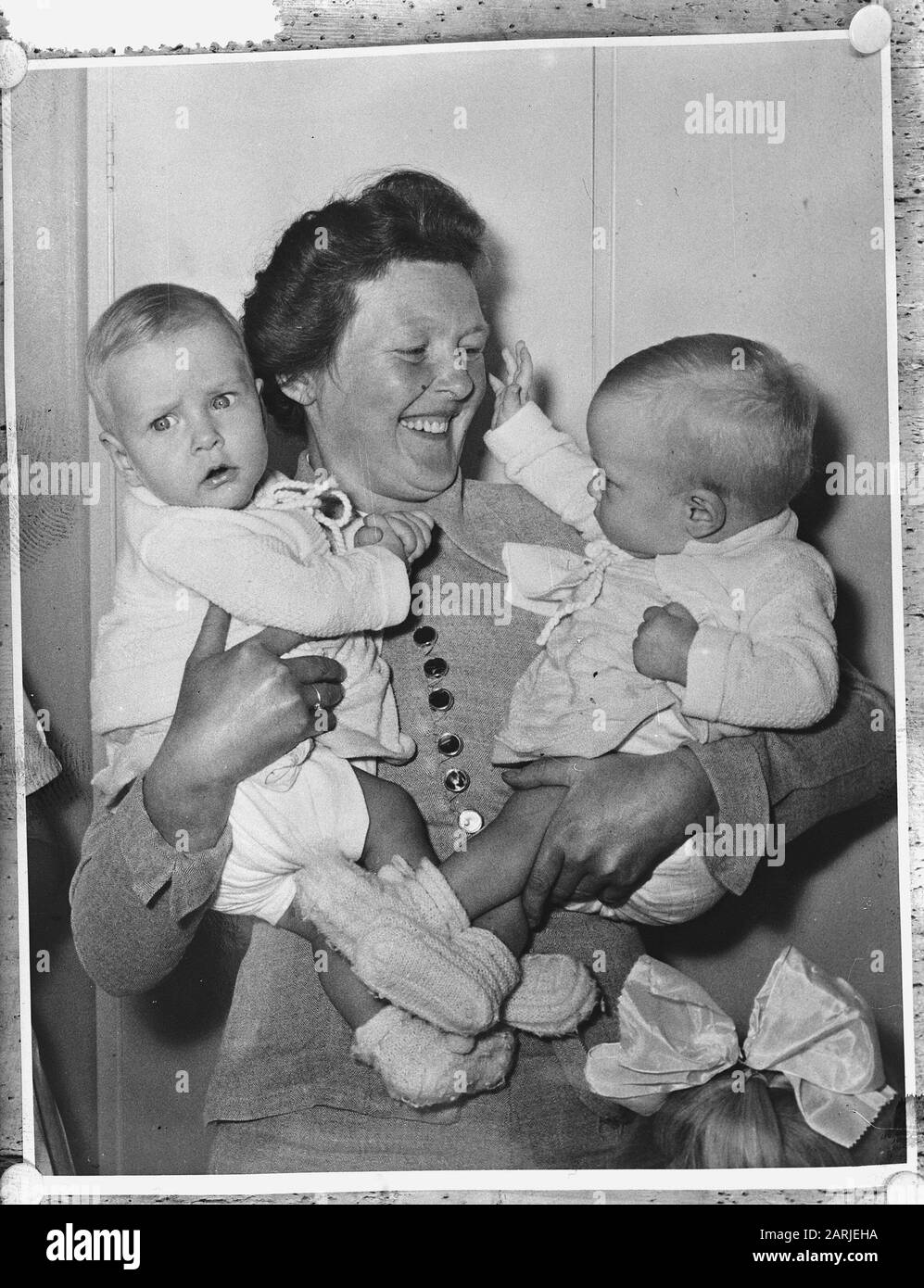 July 1954 hi-res stock photography and images - Alamy