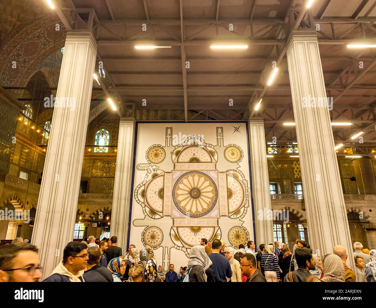 Sultan Ahmet Camii, Istanbul. Blue Mosque turkish islamic landmark with ...