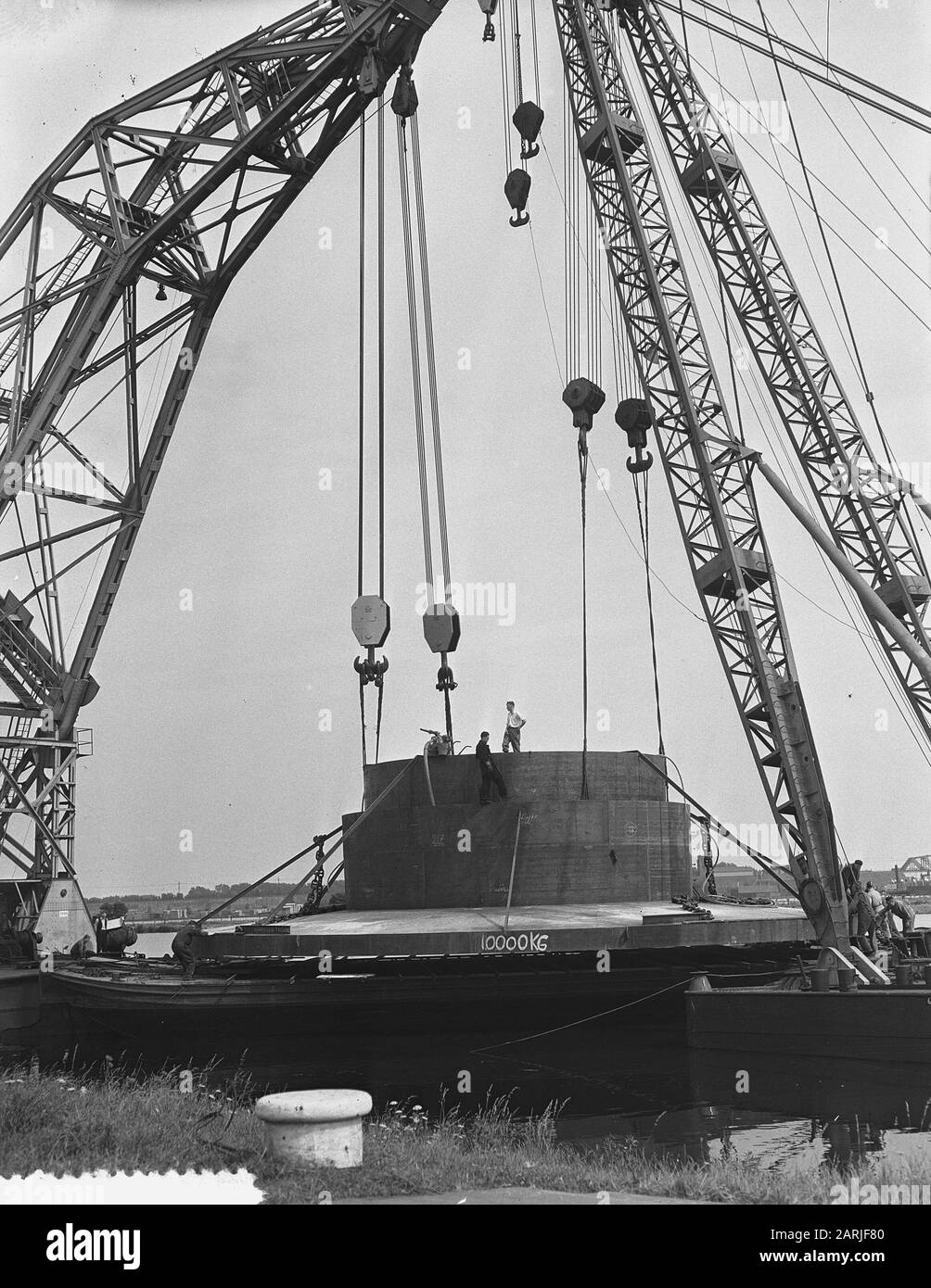 Mining tools hi-res stock photography and images - Alamy