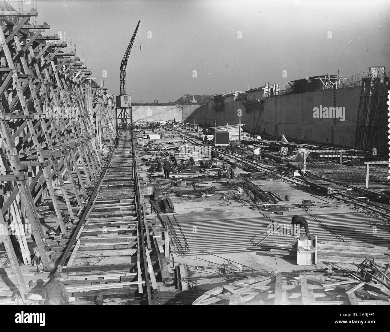 Shipyards amsterdam hi-res stock photography and images - Alamy
