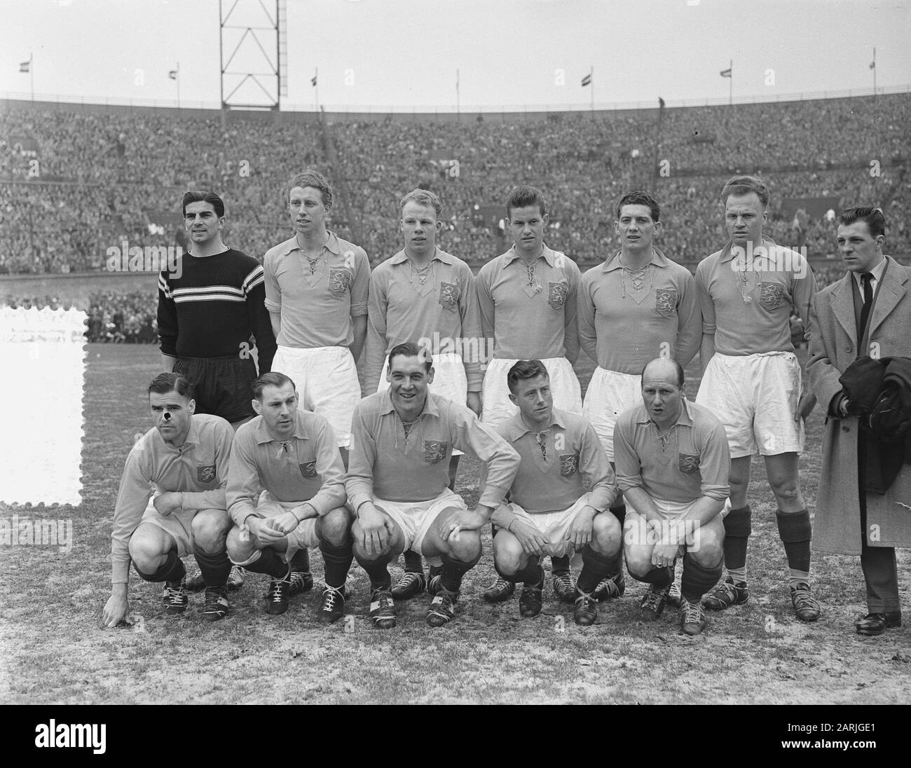 Football Holland vs. Belgium 1-0 Date: April 3, 1955 Keywords: sport ...