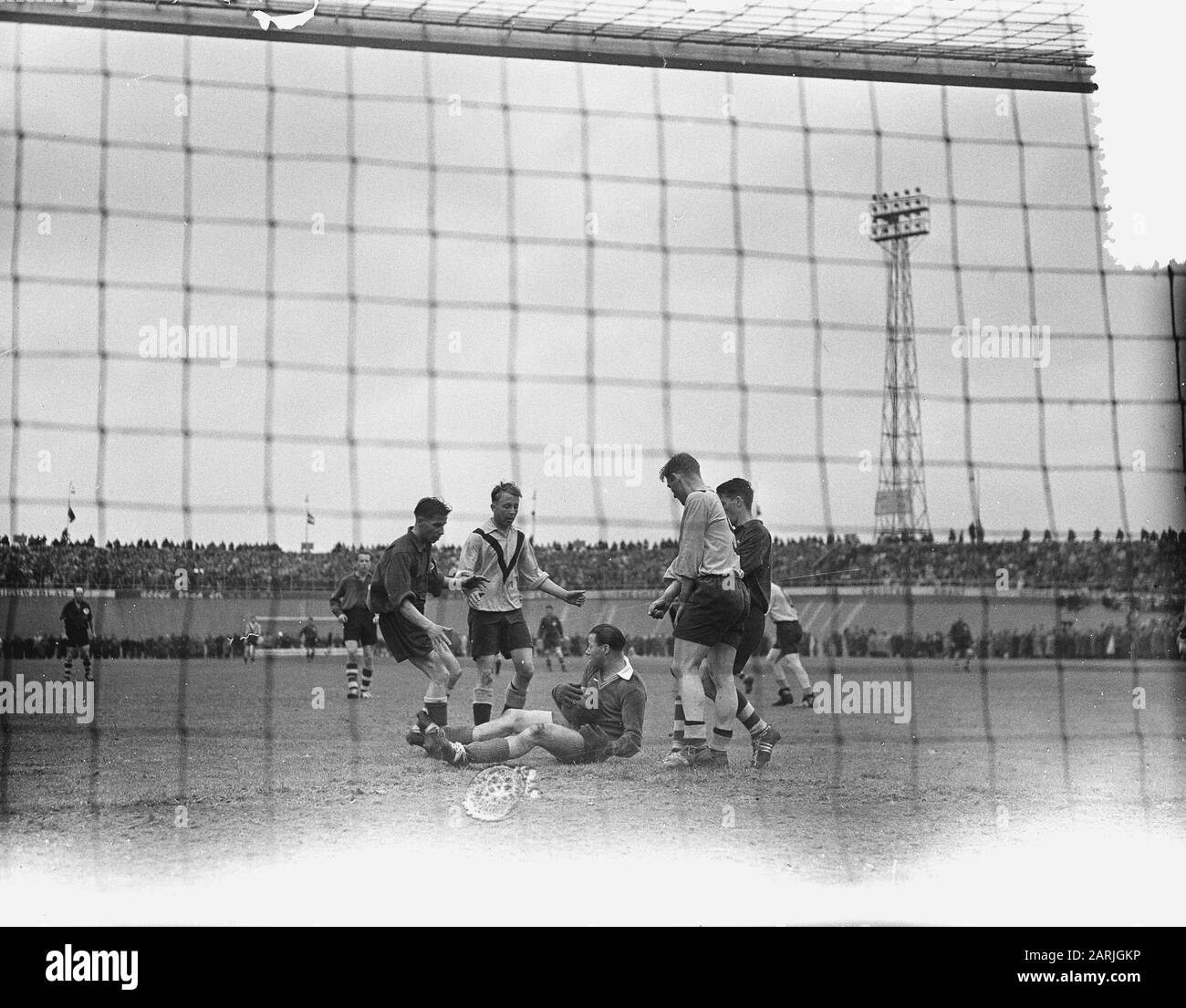 Football DOS against Holland Sport 2-1, game moment Date: June 12, 1955 ...