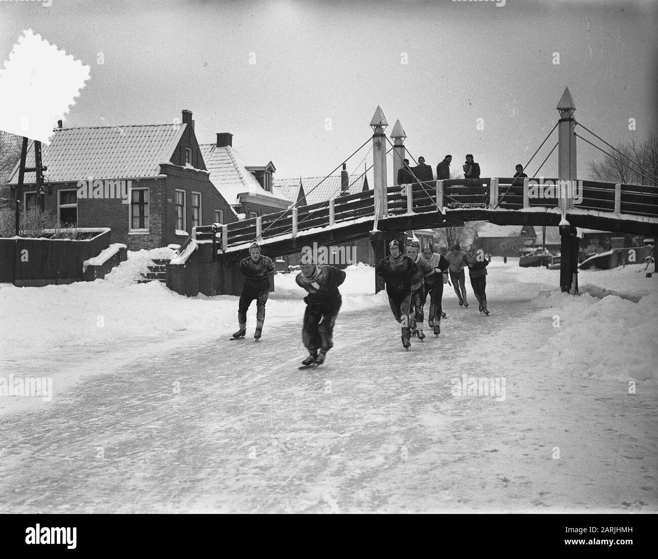 Elfstedentocht. In Hindeloopen Date: February 14, 1956 Location ...