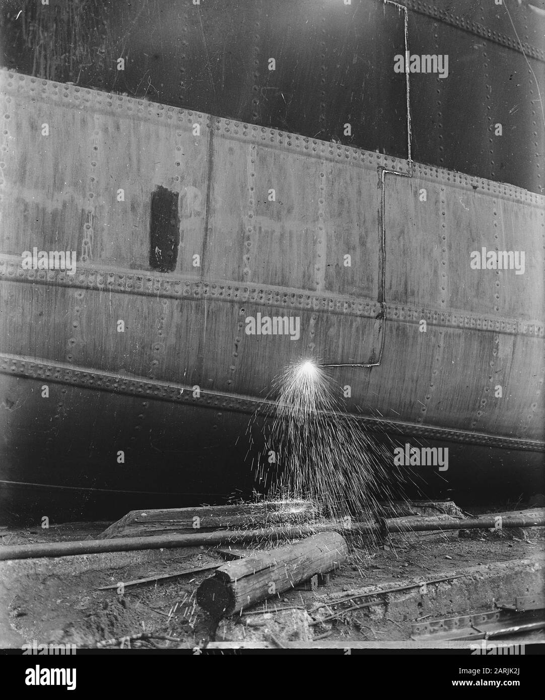 Shipbuilding Date: 1945 Keywords: shipbuilding, technique Stock Photo ...