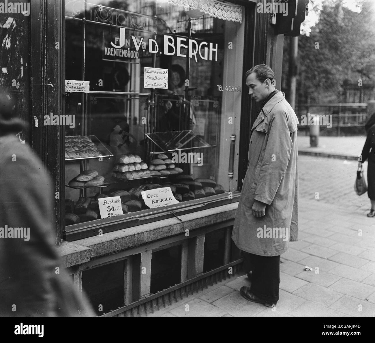 Neighborhood types Black and White Stock Photos & Images - Alamy