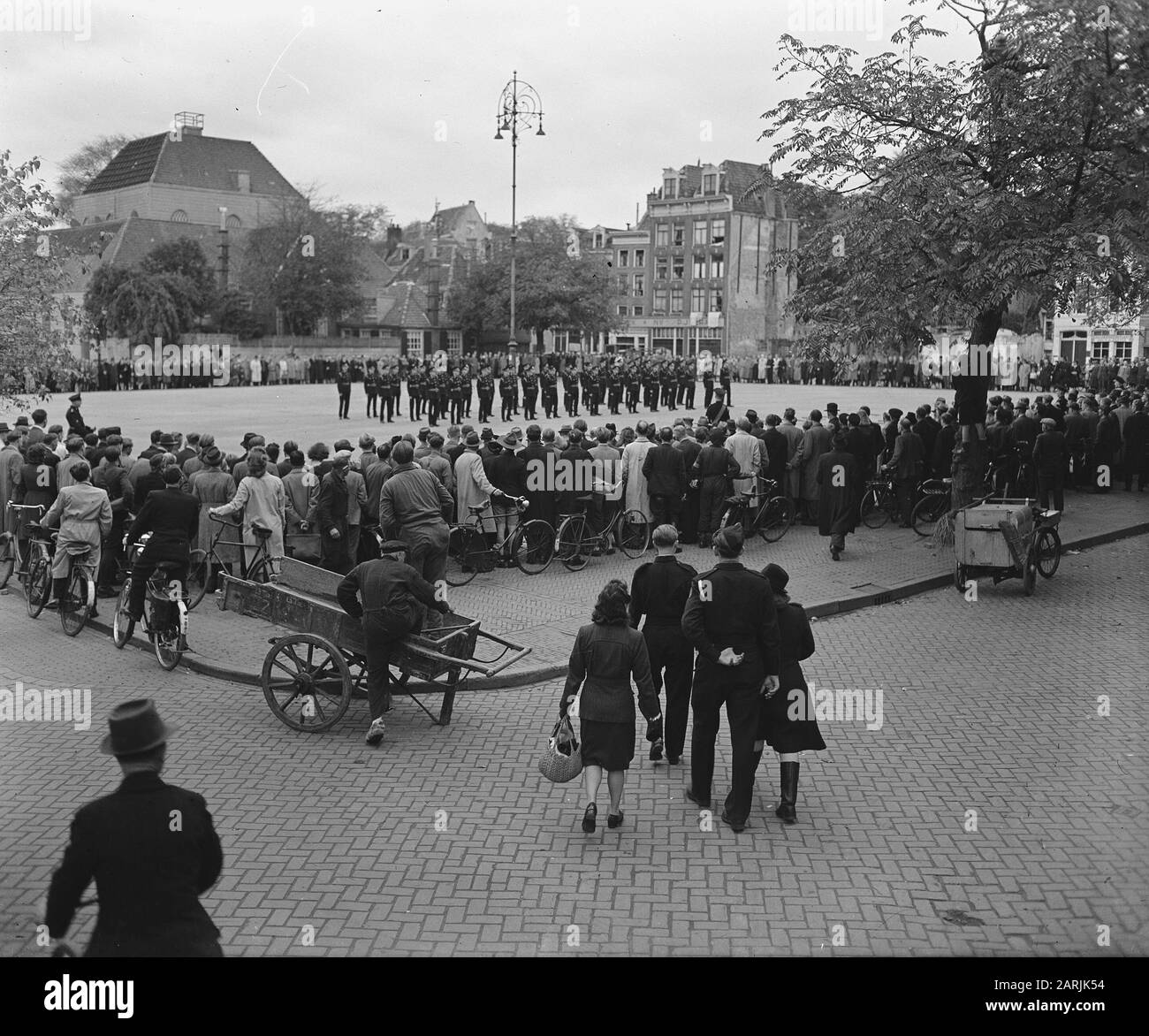 A walk through Amsterdam that depicts a series of specific Amsterdam ...