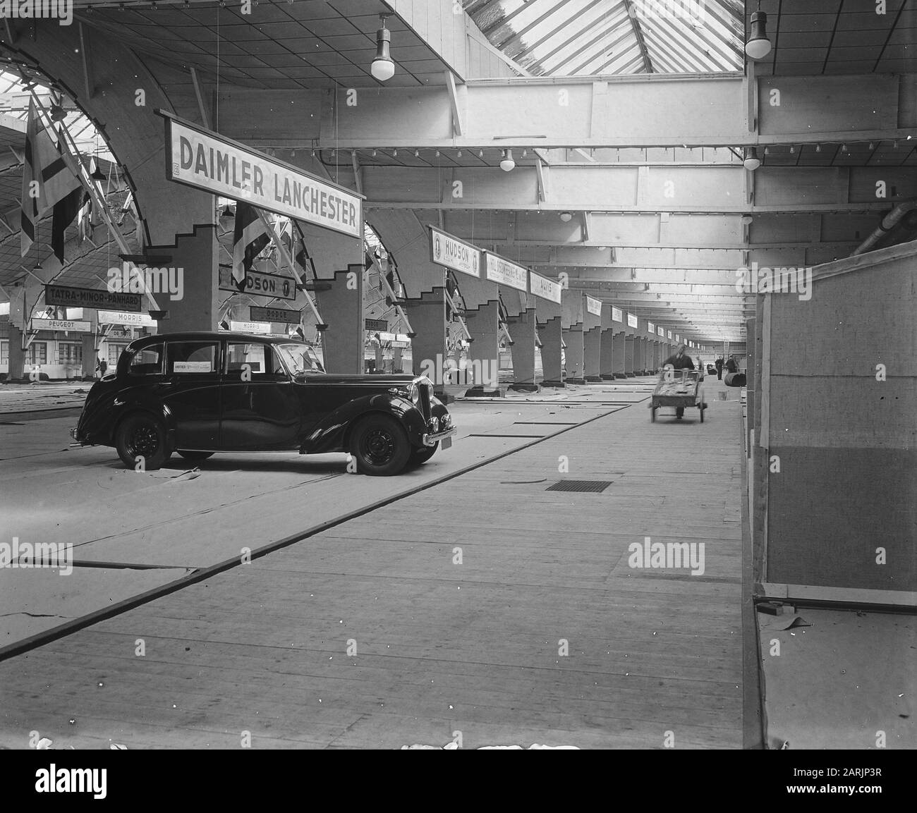 Car arrived hi-res stock photography and images - Alamy