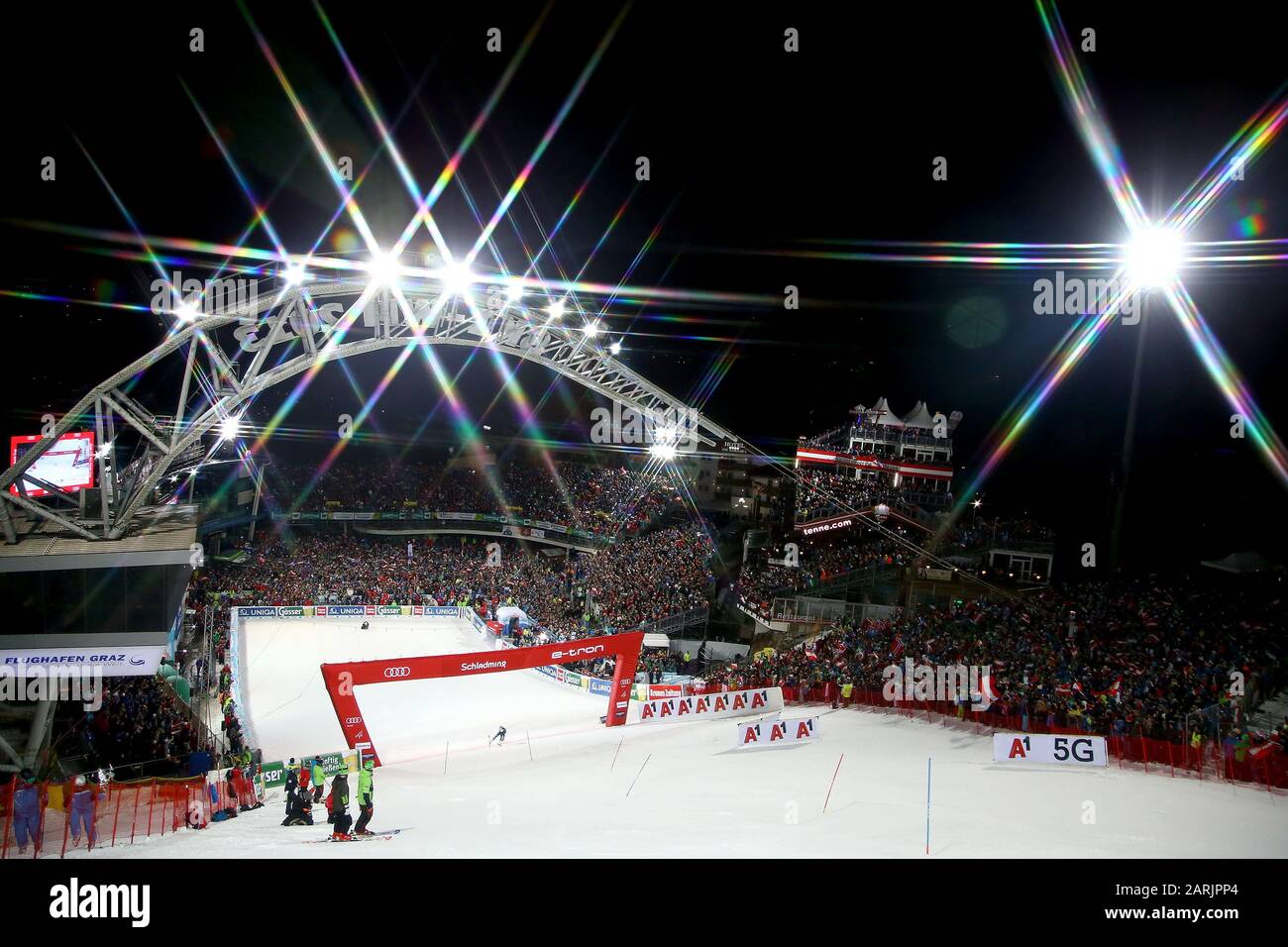 Ski race finish line hi-res stock photography and images - Alamy