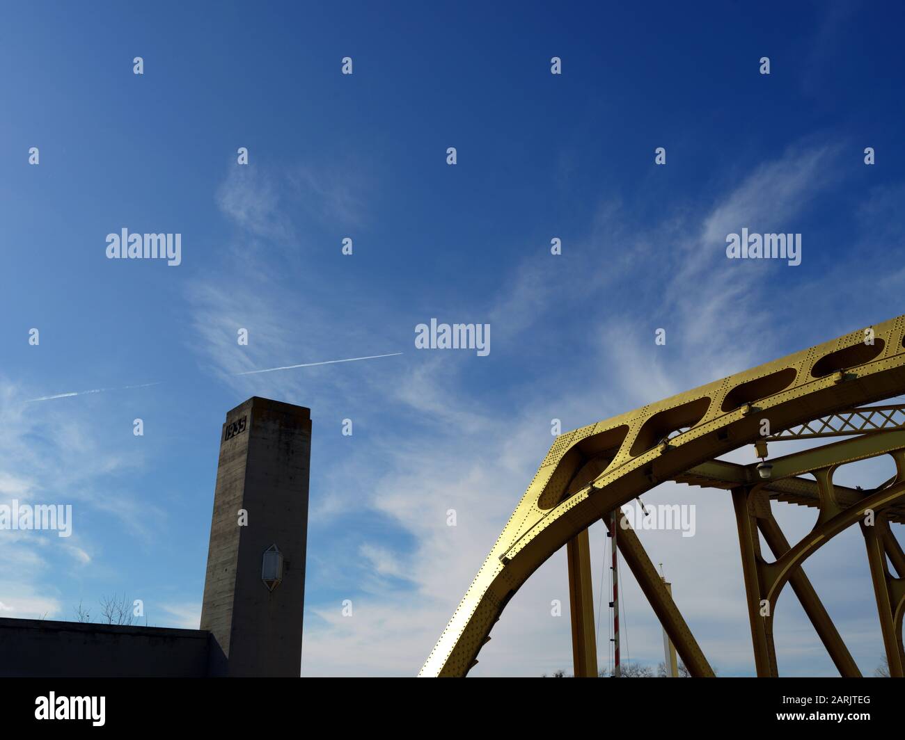 Sky structures hi-res stock photography and images - Alamy