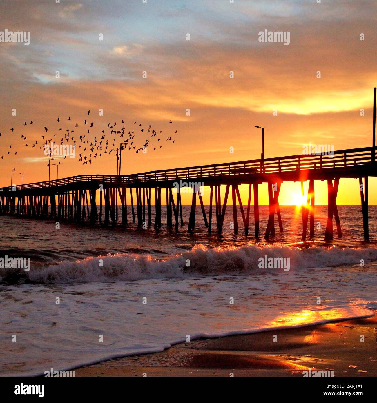 Palave pier hi-res stock photography and images - Alamy