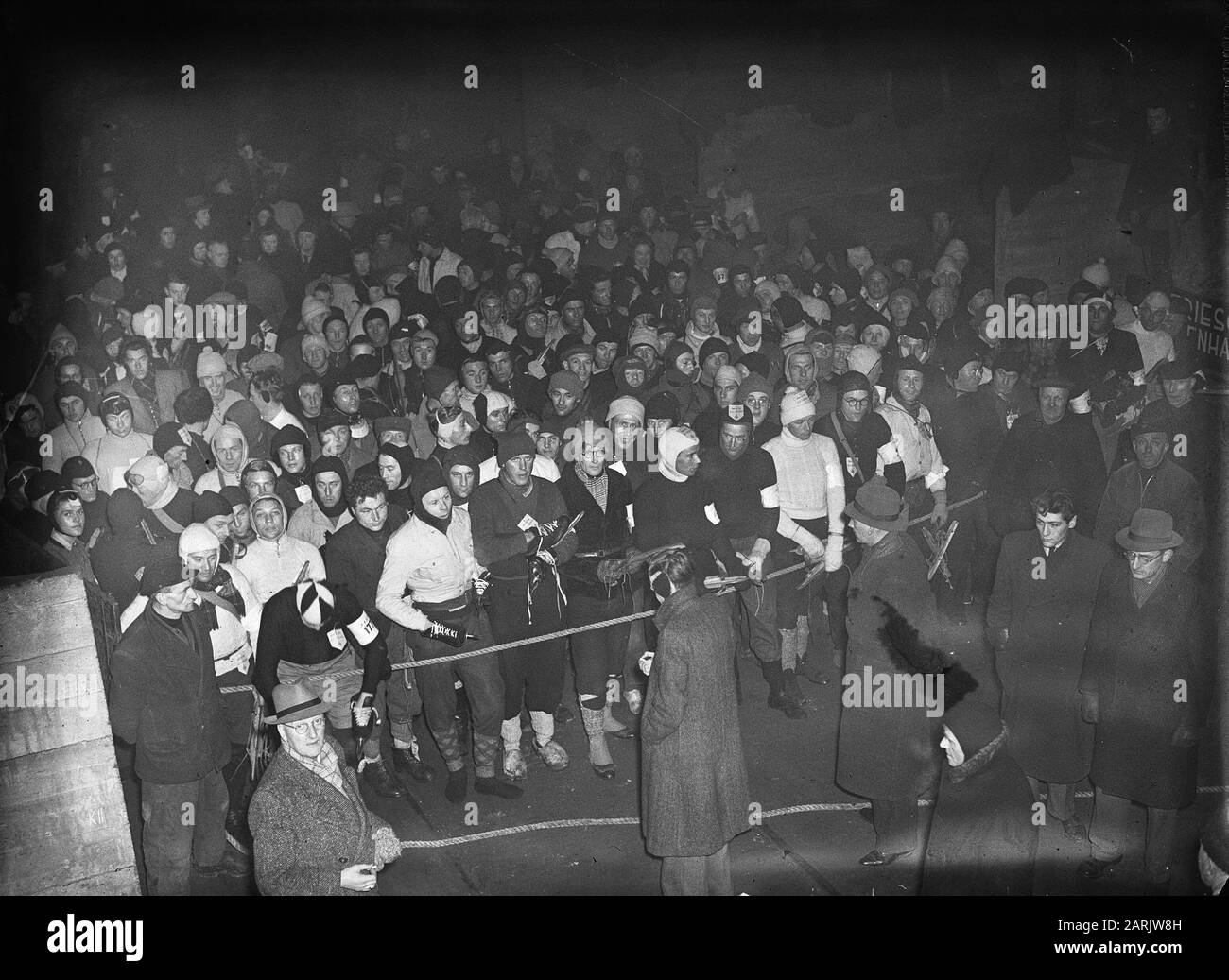 Elfstedentocht 1947 Start in Leeuwarden Date: 8 February 1947 Location ...
