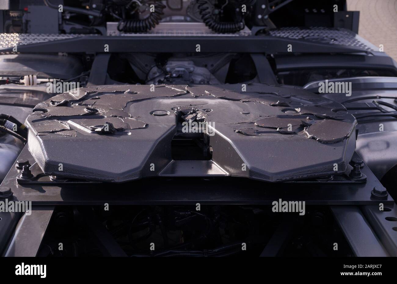Fifth wheel coupling hi-res stock photography and images - Alamy