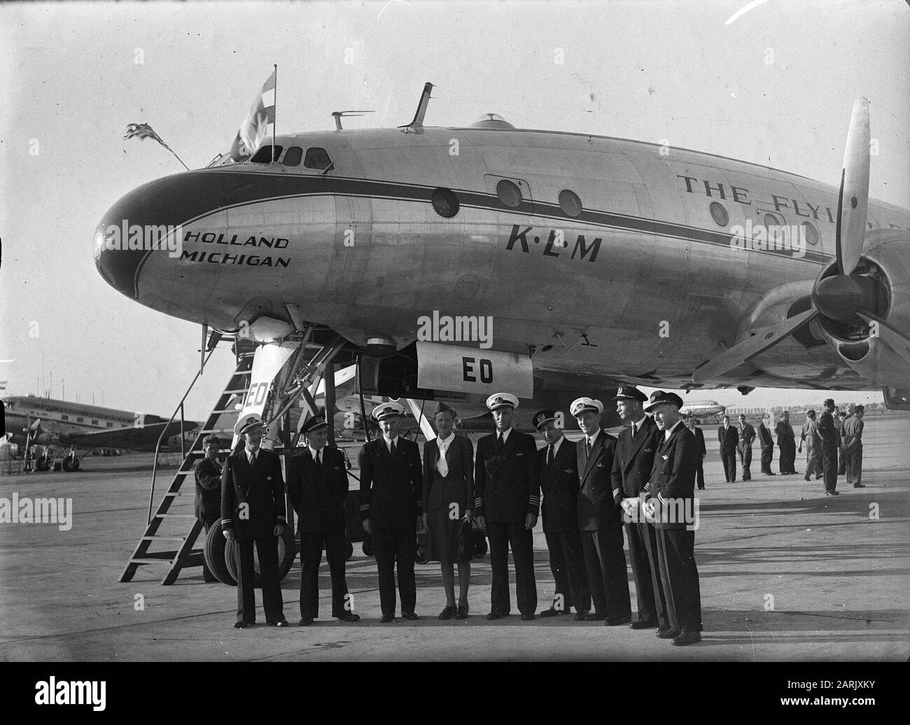 Flight poses hi-res stock photography and images - Alamy