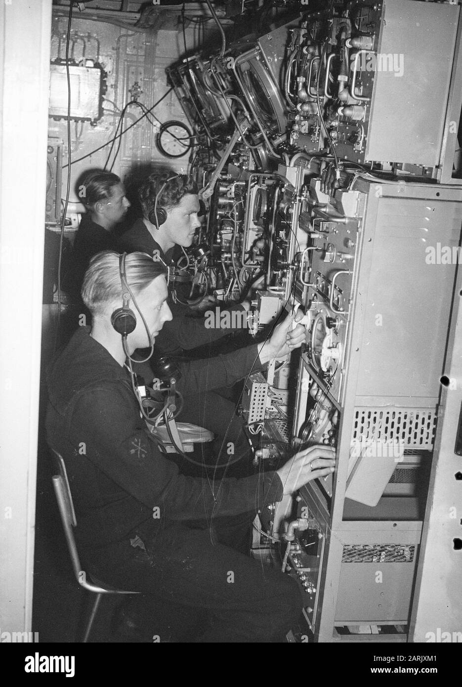 Interior Radar devices Date: July 1, 1947 Keywords: Interior Stock ...