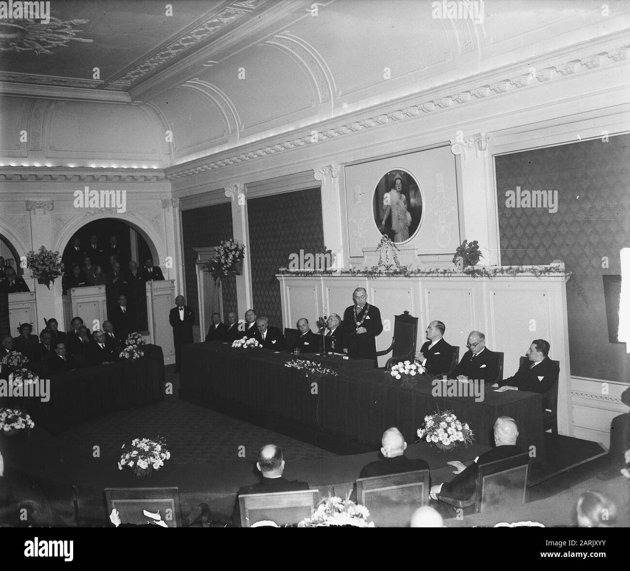 M 2 installation Black and White Stock Photos & Images - Alamy