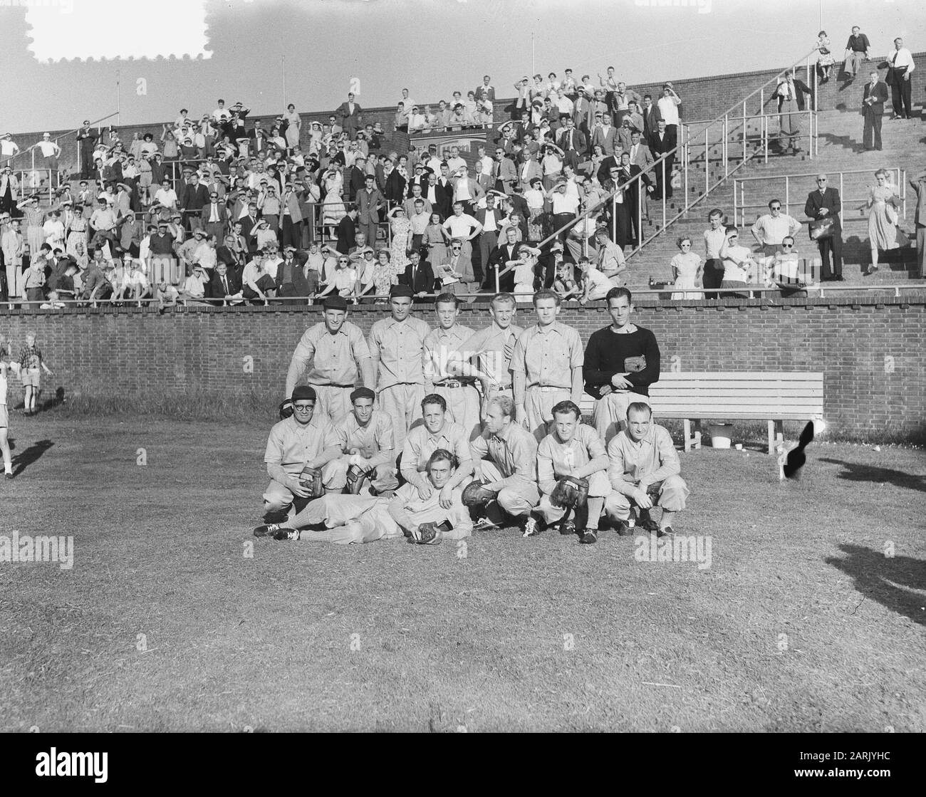 England vs holland Black and White Stock Photos & Images - Alamy