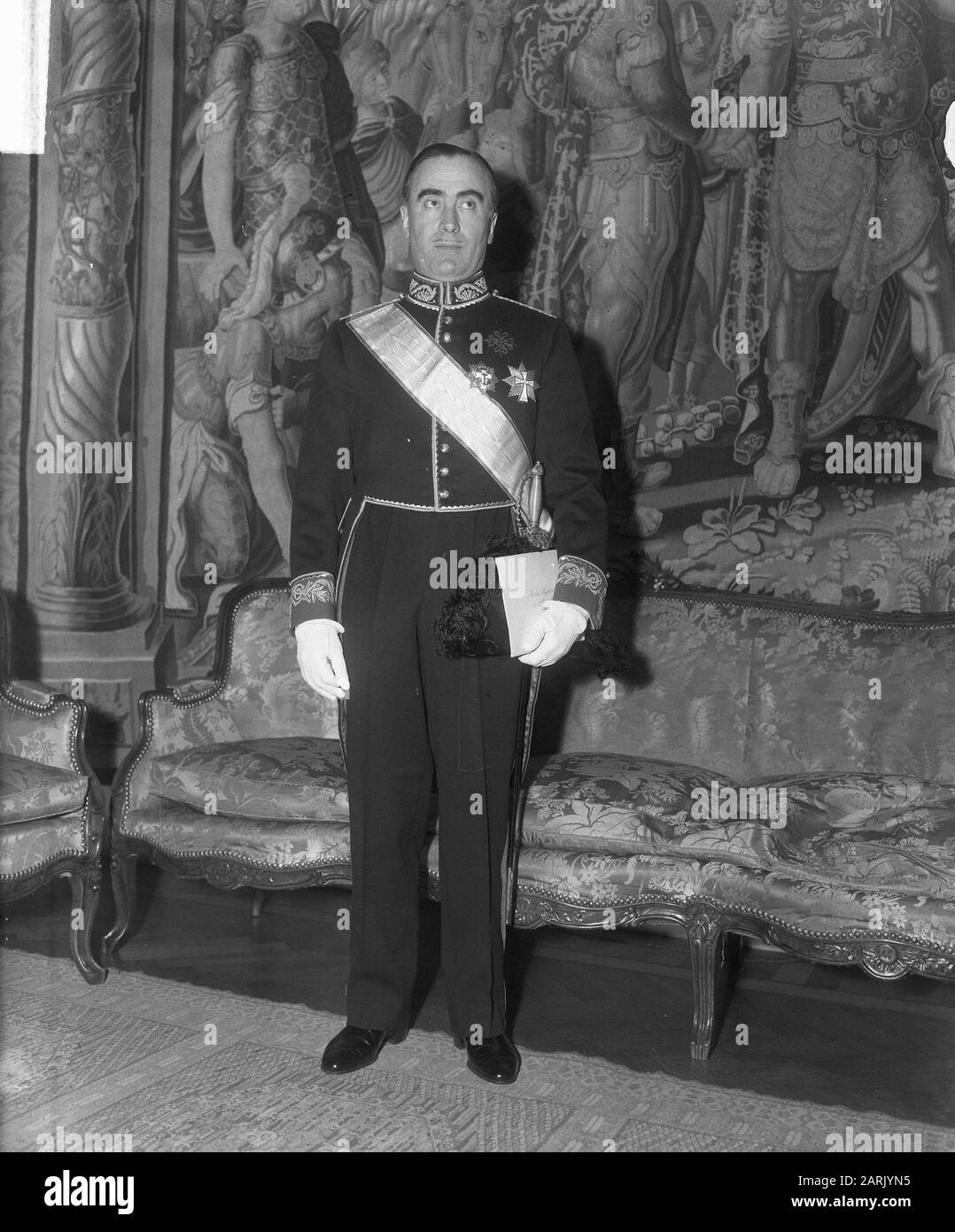 At the spanish legation hi-res stock photography and images - Alamy