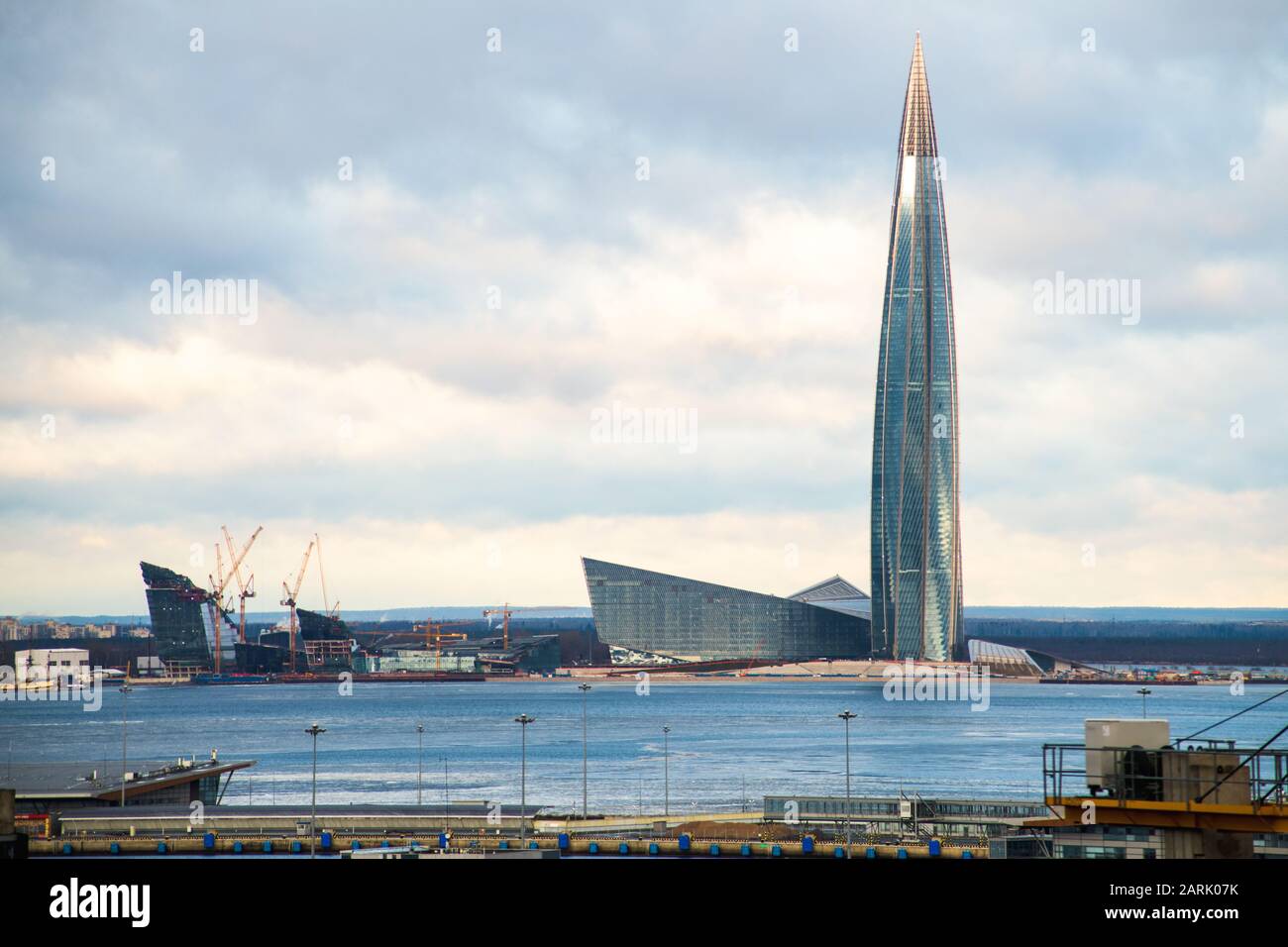 Lakhta center hi-res stock photography and images - Alamy