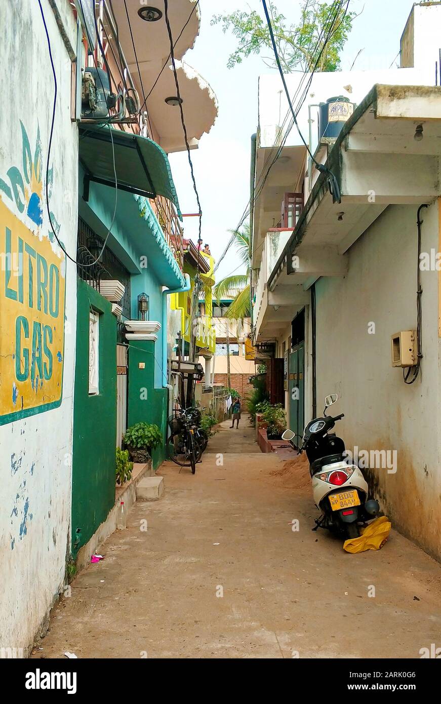 Narrow, uninhabited gateway in Sri Lanka Stock Photo - Alamy