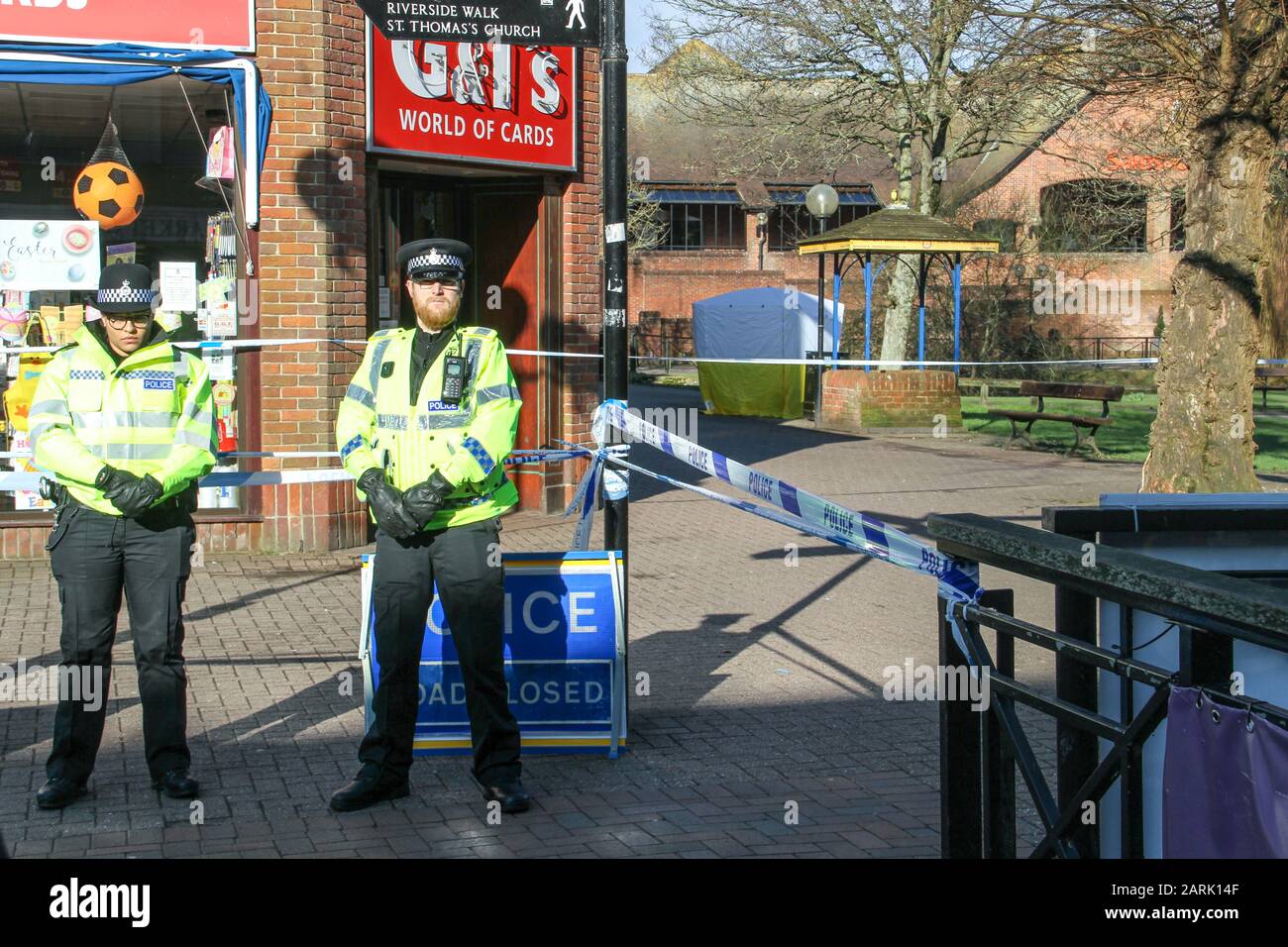 Spy and bench hi-res stock photography and images - Alamy