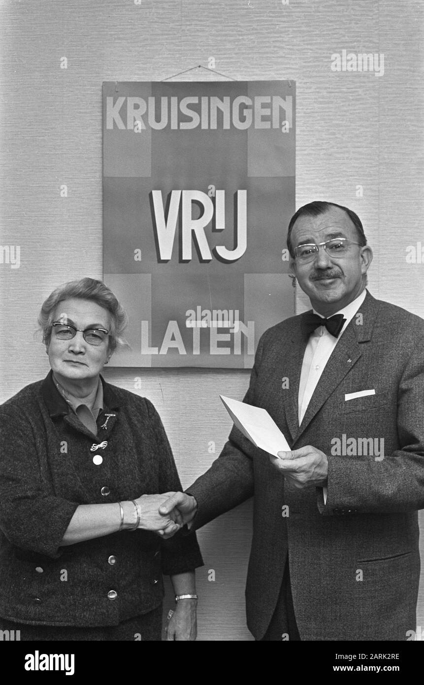 Traffic n Black and White Stock Photos & Images - Alamy