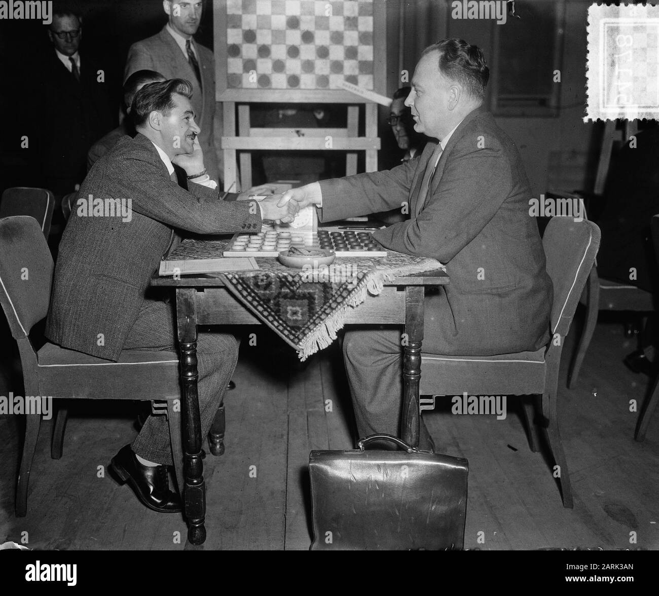 World championships checkers hi-res stock photography and images - Alamy