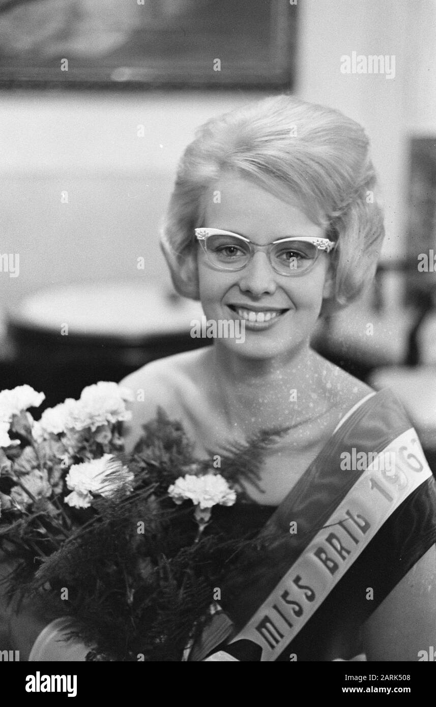 Miss bril election hi-res stock photography and images - Alamy