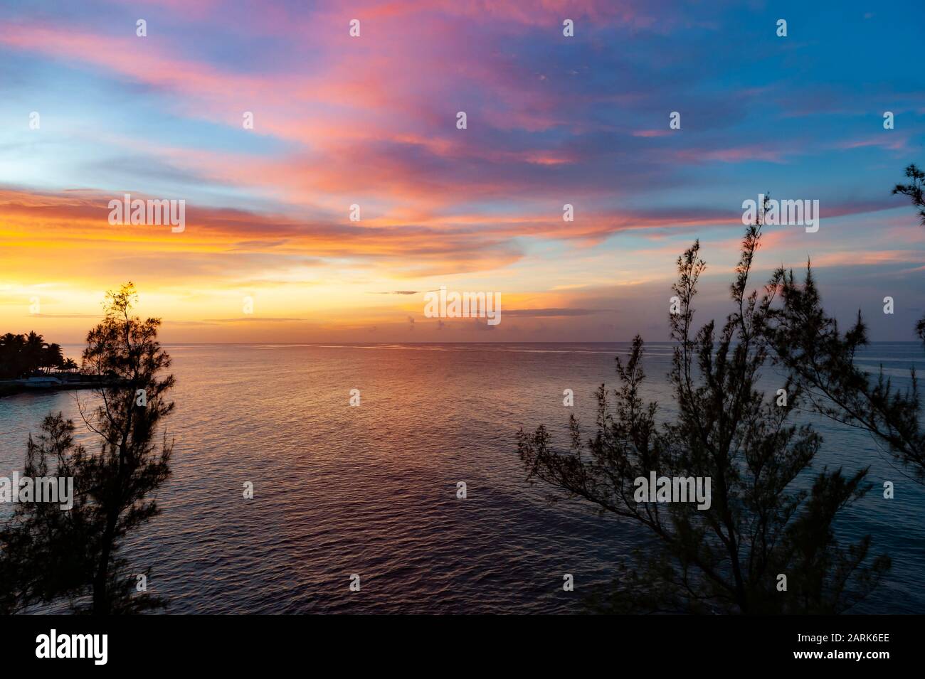 Jamaican colors hi-res stock photography and images - Alamy