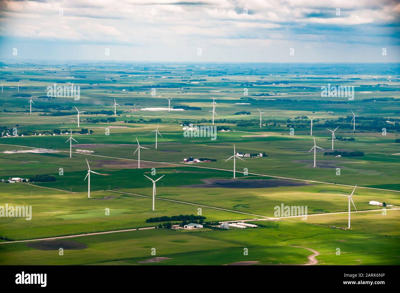 Midwest wind generators hi-res stock photography and images - Alamy